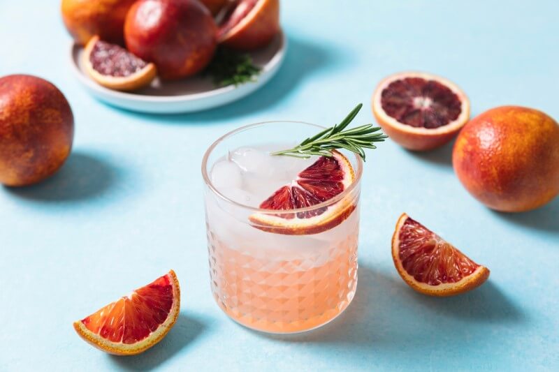 Além do Negroni: 17 receitas de drinks com Campari